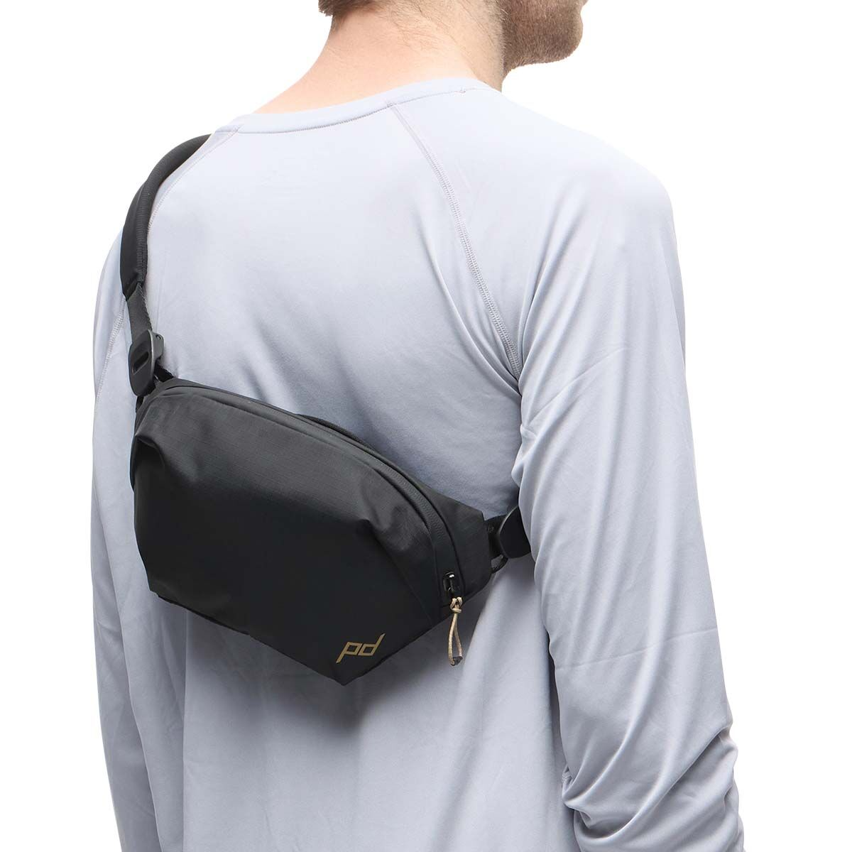 Peak Design Outdoor Sling 2L Lowest Price in India | IMASTUDENT.COM